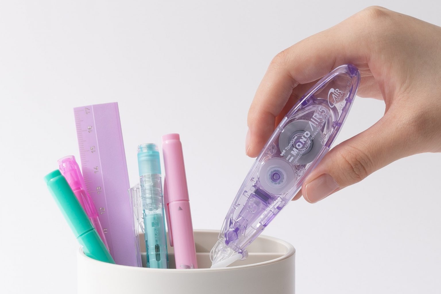 Refreshing New Clear and Subtle Blush ColorsPopular pen-type correction ...